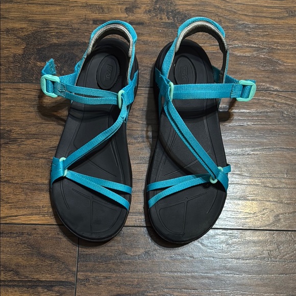Teva | Shoes | Teva Womens Aqua Strappy Sandals | Poshmark